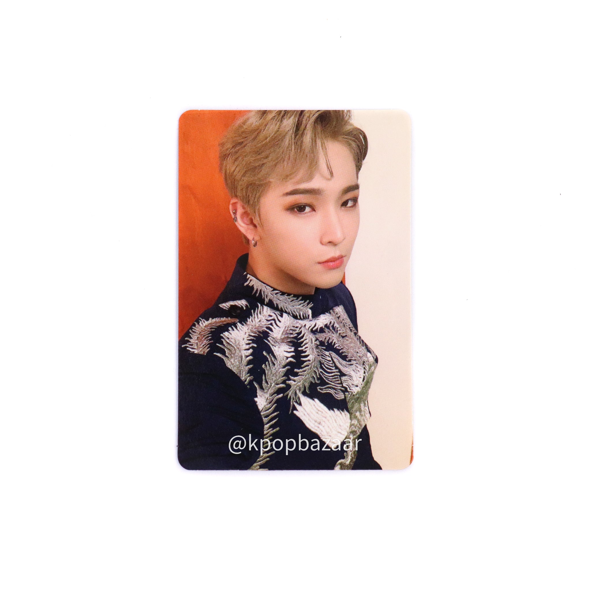 ONEUS 'Fly With Us' Official Album Photocard – K-POP BAZAAR